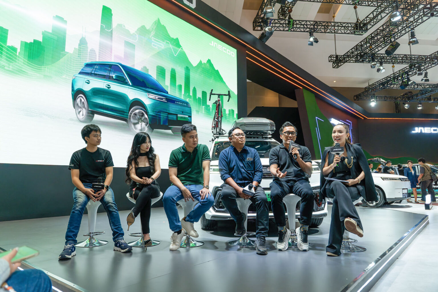 JAECOO Libatkan Konsumen di IIMS 2026, J5 EV Dibuka untuk Personalisasi ...